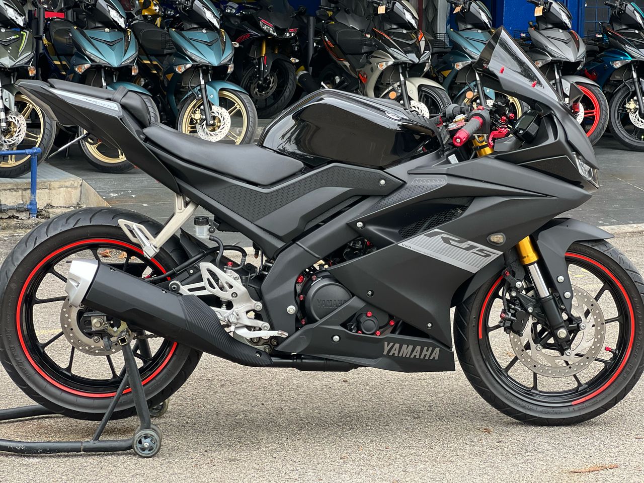 YAMAHA YZF-R15 BLACK 2021 - (MVS 1650) - Motovistar
